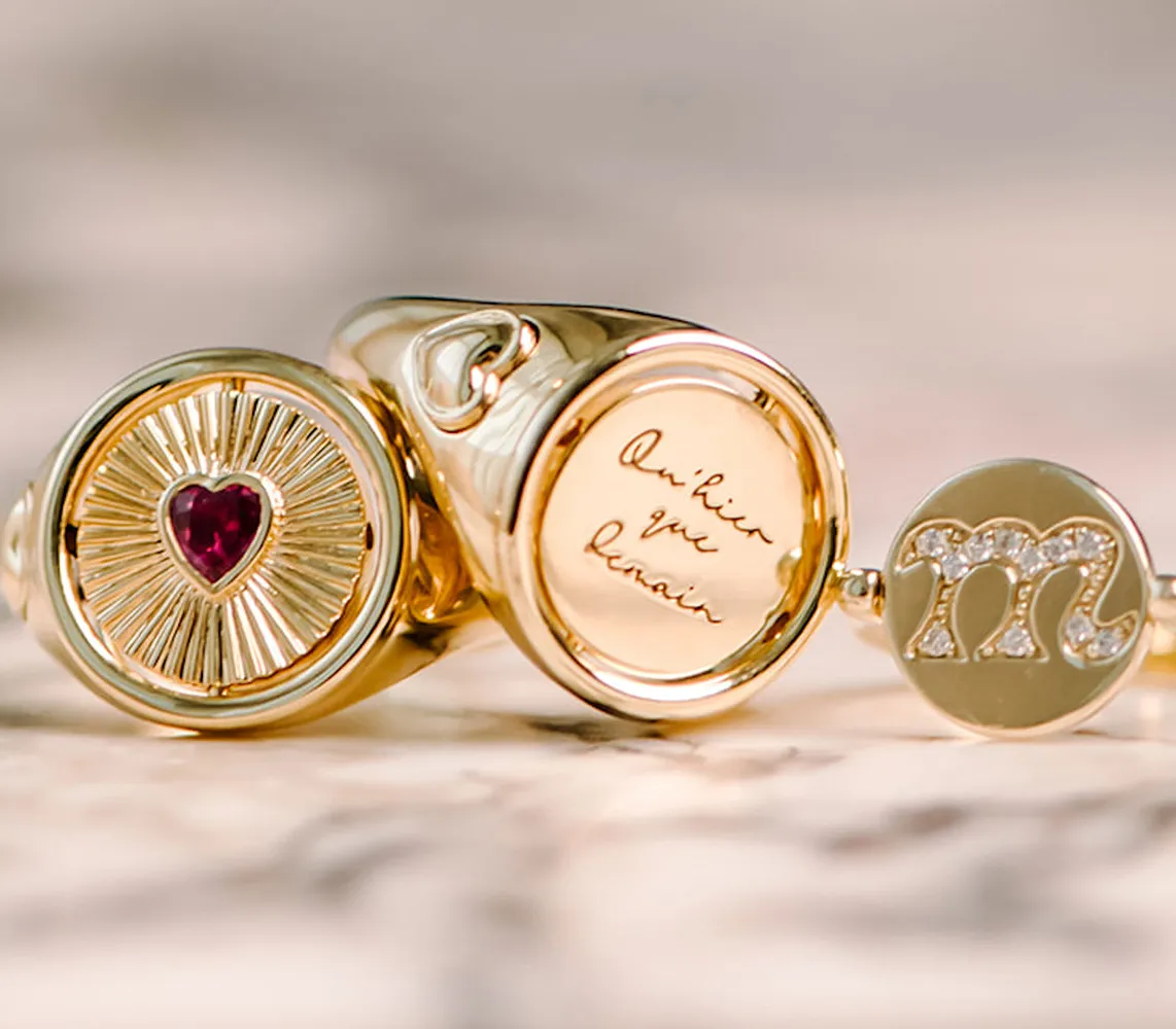 Necklace Types: 10 Different Choices to Wear Round Your Neck