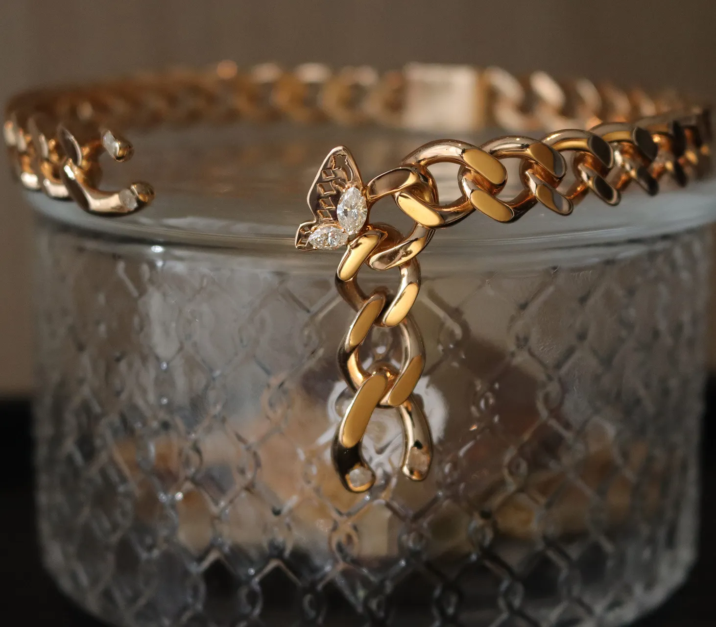 The Psychology of Jewellery: Why We Adorn Ourselves