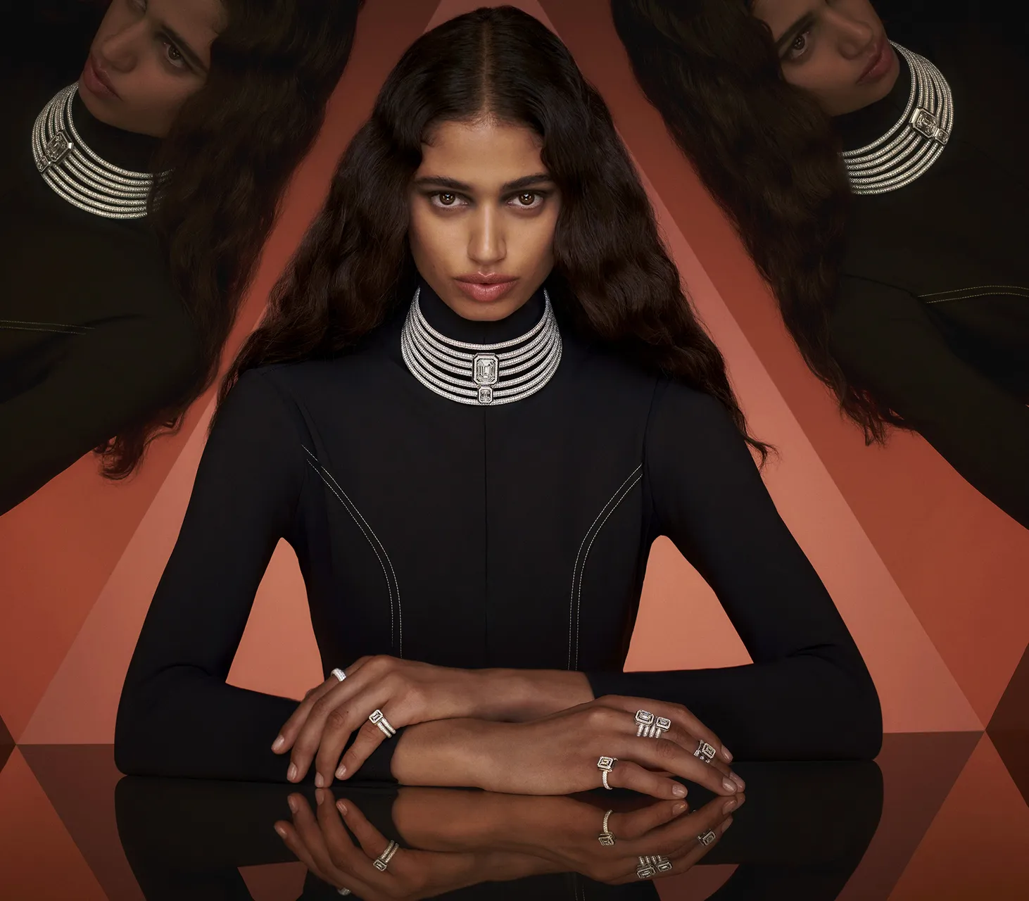 Necklace Types: 10 Different Choices to Wear Round Your Neck