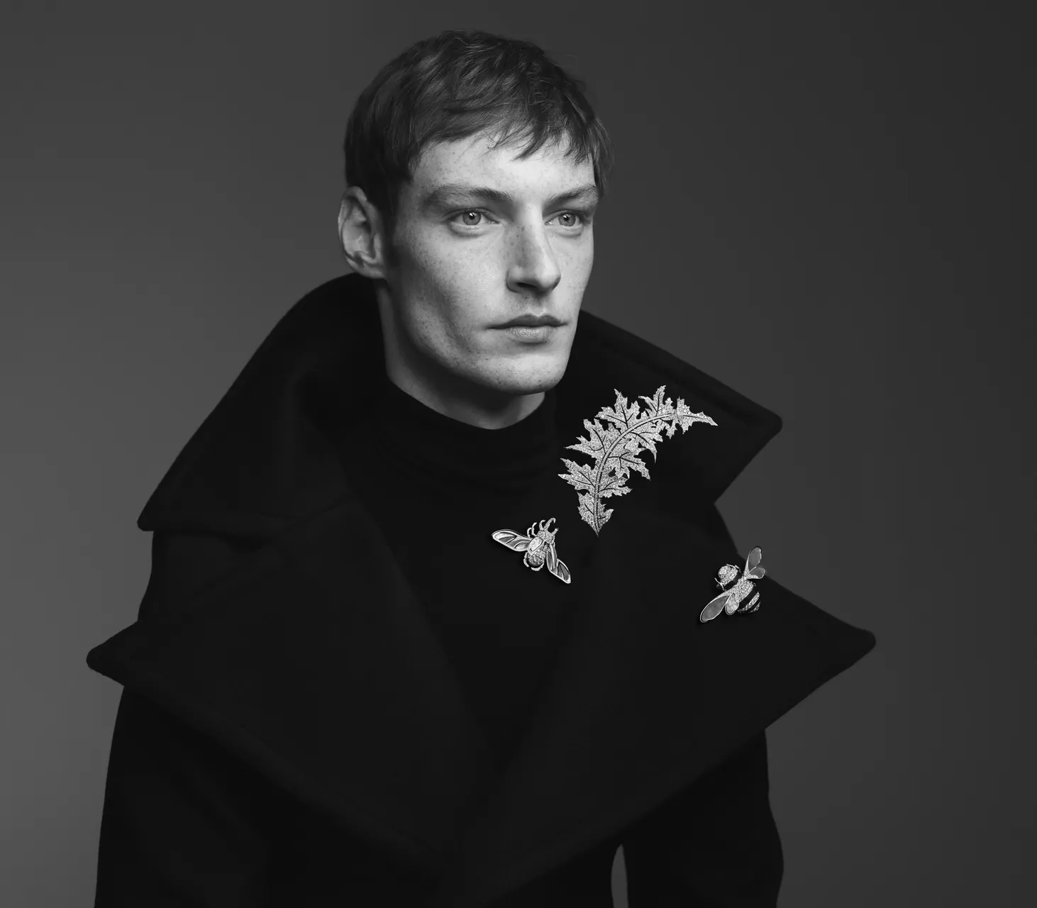 Necklace Types: 10 Different Choices to Wear Round Your Neck