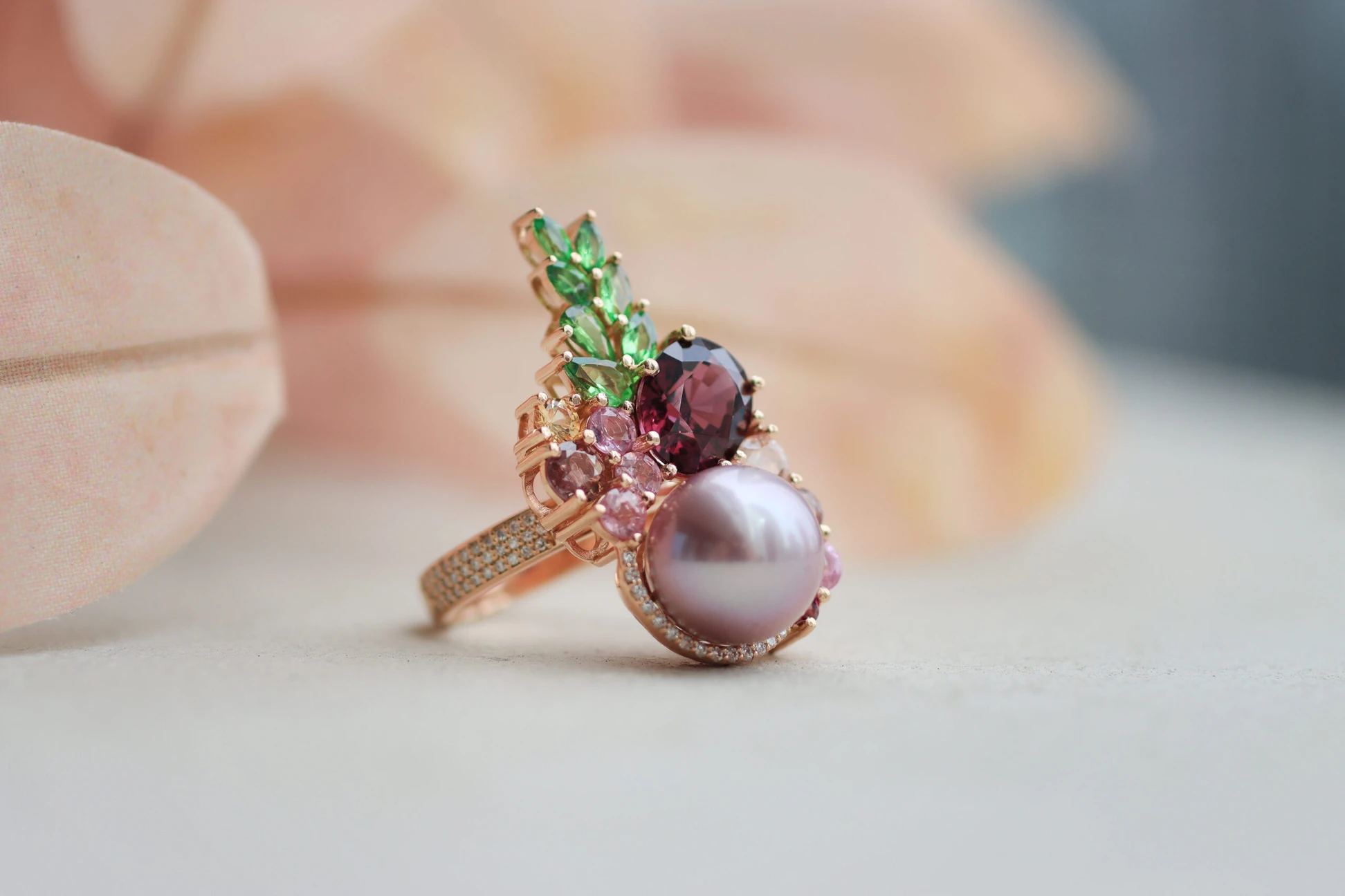 The Dreamlike Jewellery of Emirati Mariyeh Ghelichkhani